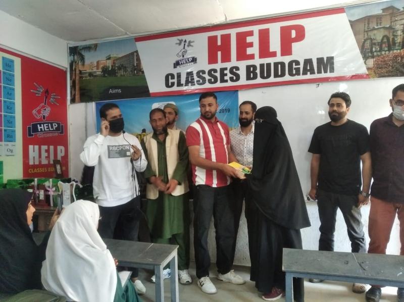 Junaid ul Islam achieved Title of Motivational Speaker from Budgam ...