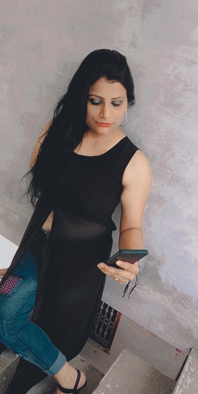 Dimple Saini Forever Miss India 2022 Member