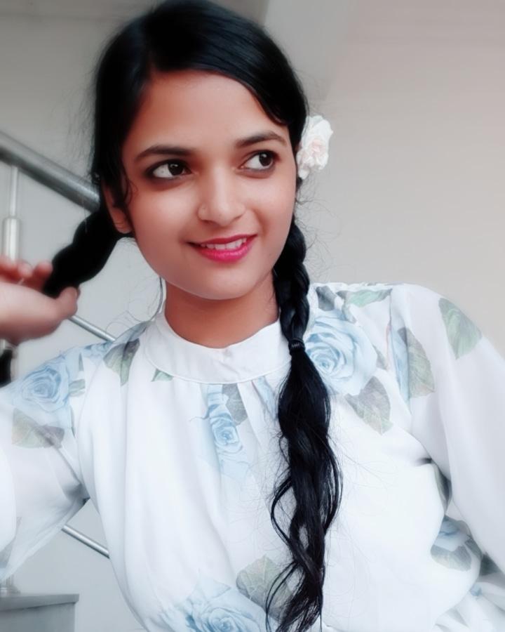 Miss Glamorous India 2022 Karishma Rani