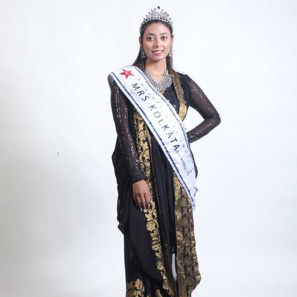 Mrs India 2021 Beauty with Brains Suchismita