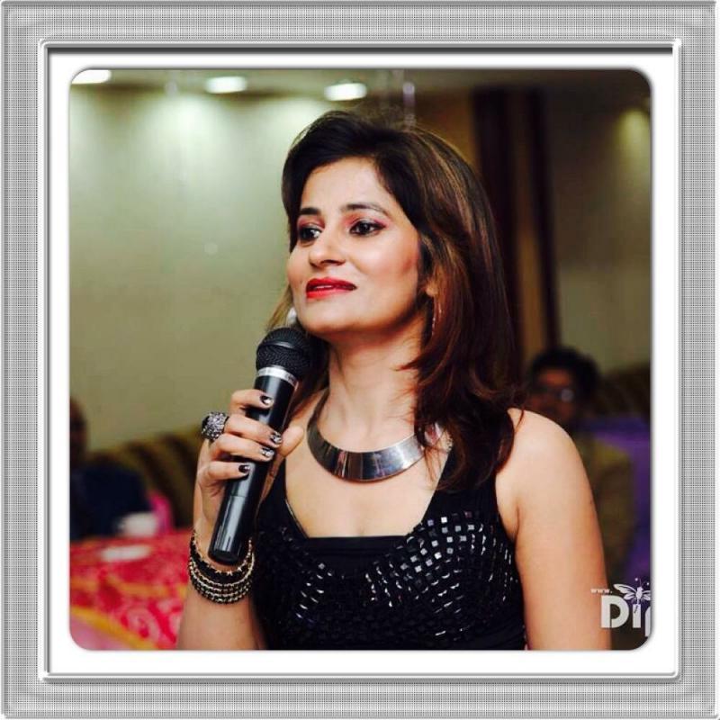 Mrs India 2021 Winner Dimpy Jain