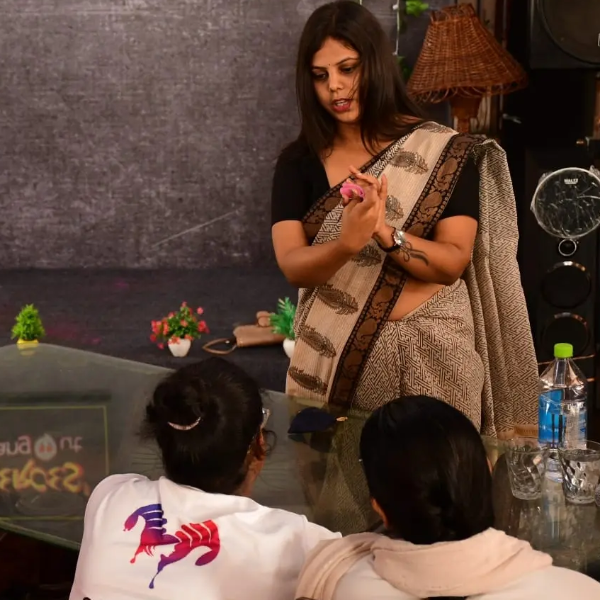 Best Gynecologist Doctor in Ahmedabad Dr. Richa Pathak (Awardee 2024)