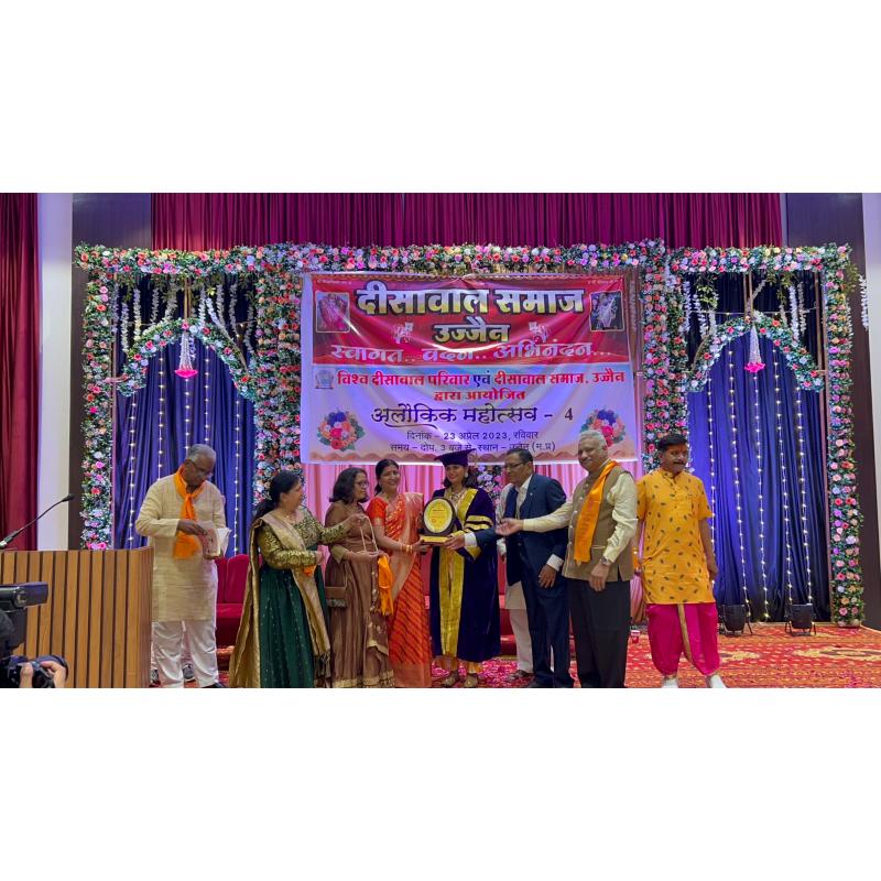 vaibhavi shah achieved Title of Anchor from Ahmedabad | FSIA Achievers 2023 vaibhavi shah achieved Title of Anchor from Ahmedabad | FSIA Achievers 2023